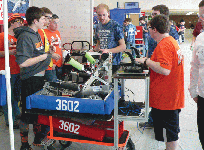 Robotics competition returns to Escanaba | News, Sports, Jobs - Daily Press